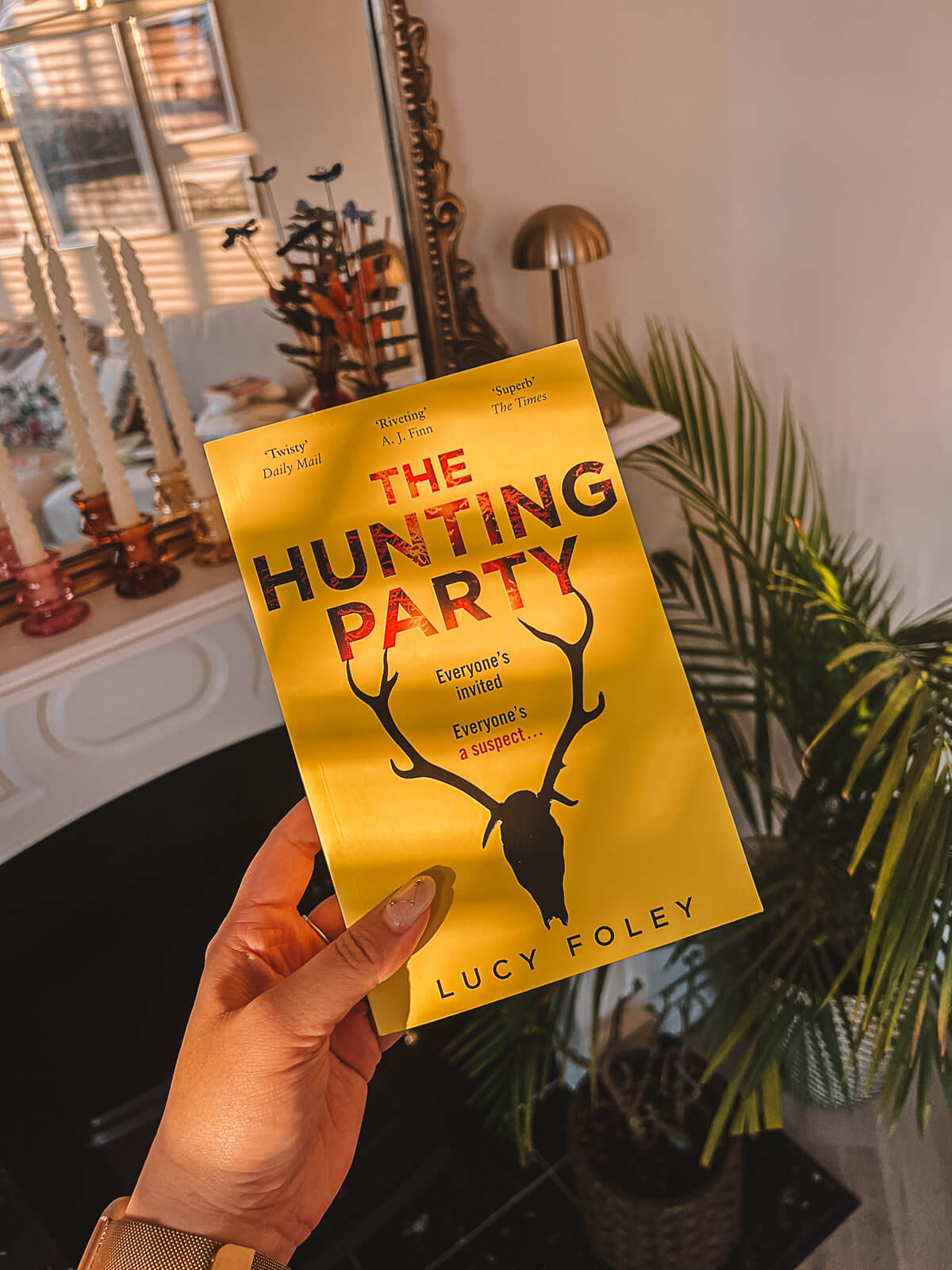 Lucy Foley books in order (plus my personal ranking!)